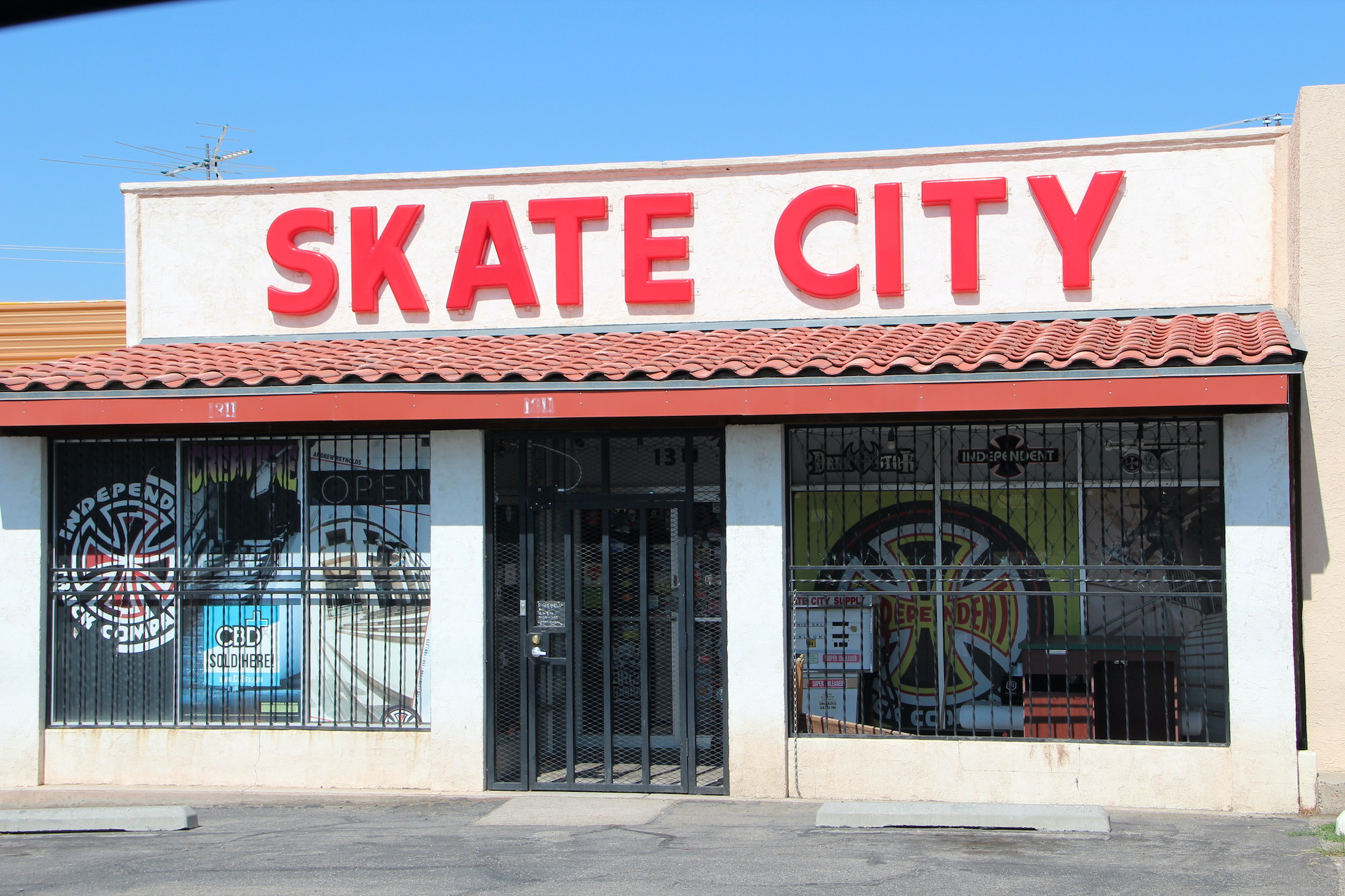 Skateboard Shops, Gas Stations, And Middle Schools In Mesa Village ...